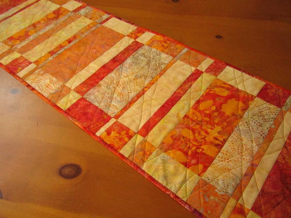 Quilted Table Runner Sunshine on Luulla