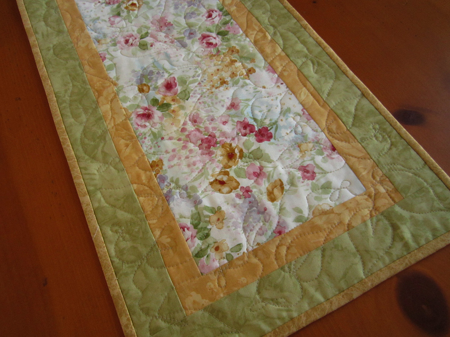 Spring Floral Quilted Table Runner on Luulla