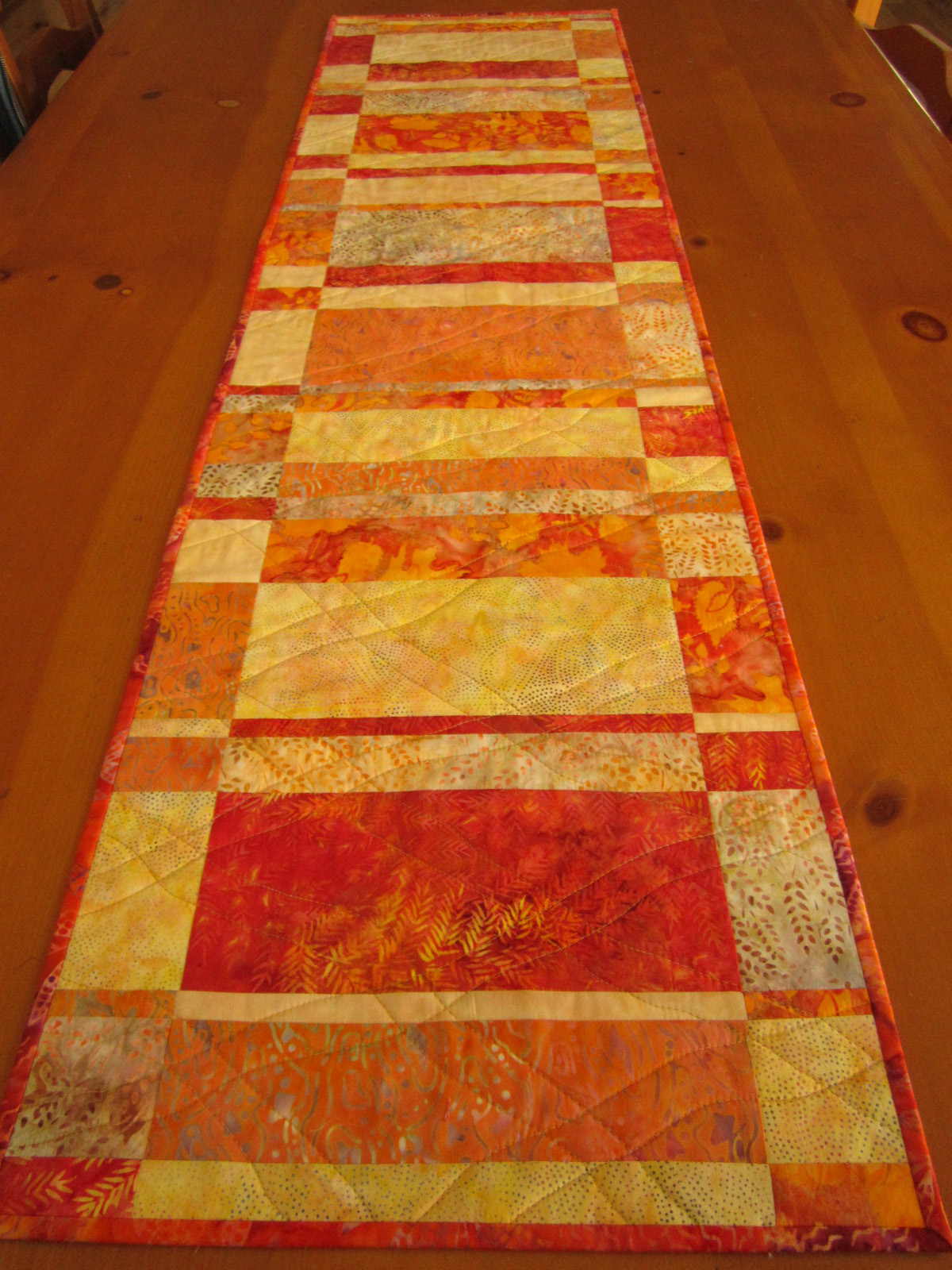 Quilted Table Runner Sunshine on Luulla